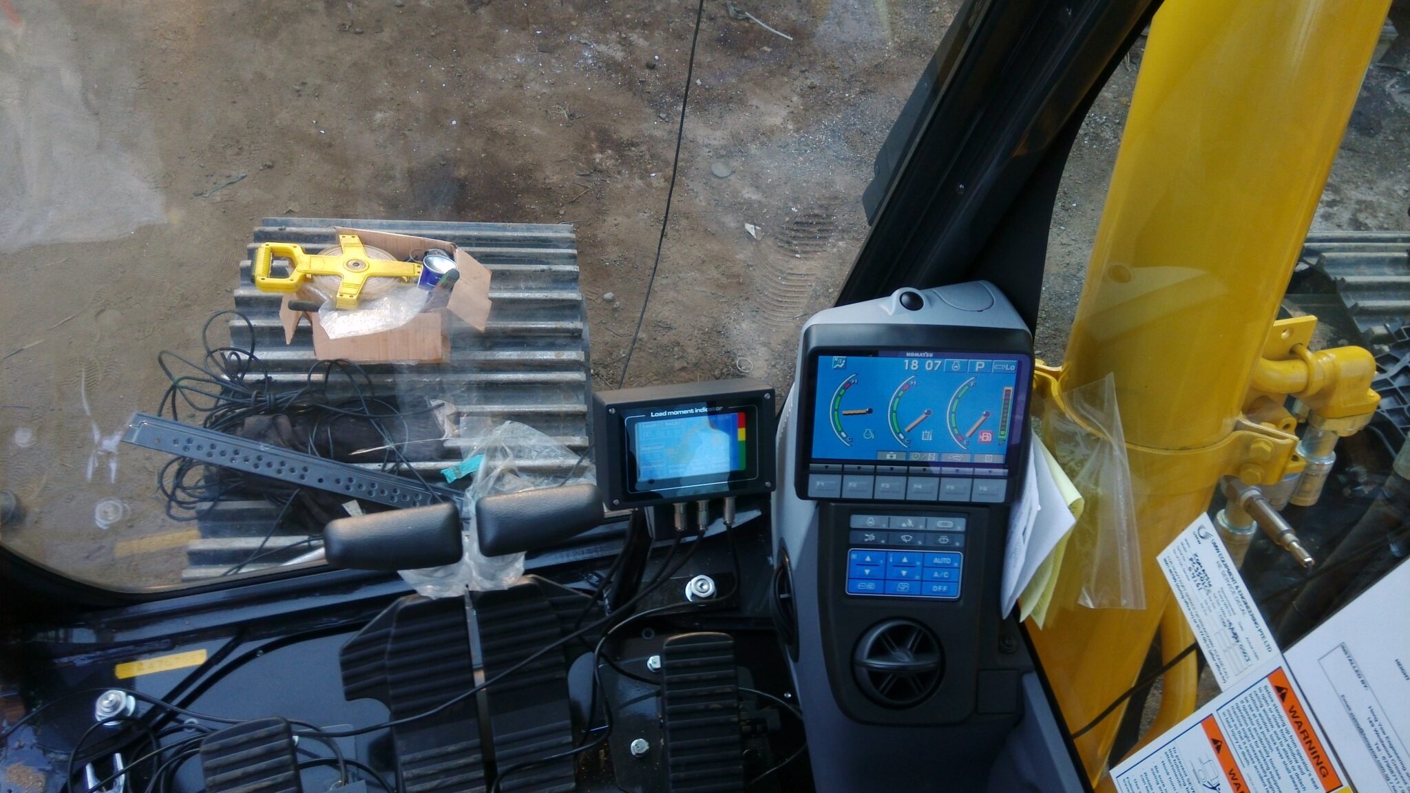 excavator LMI used in singapore – Crane Load indicator,lorry load ...